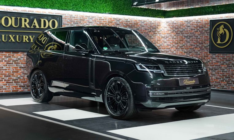 Range Rover Autobiography Black exterior & interior - Dourado Luxury Cars