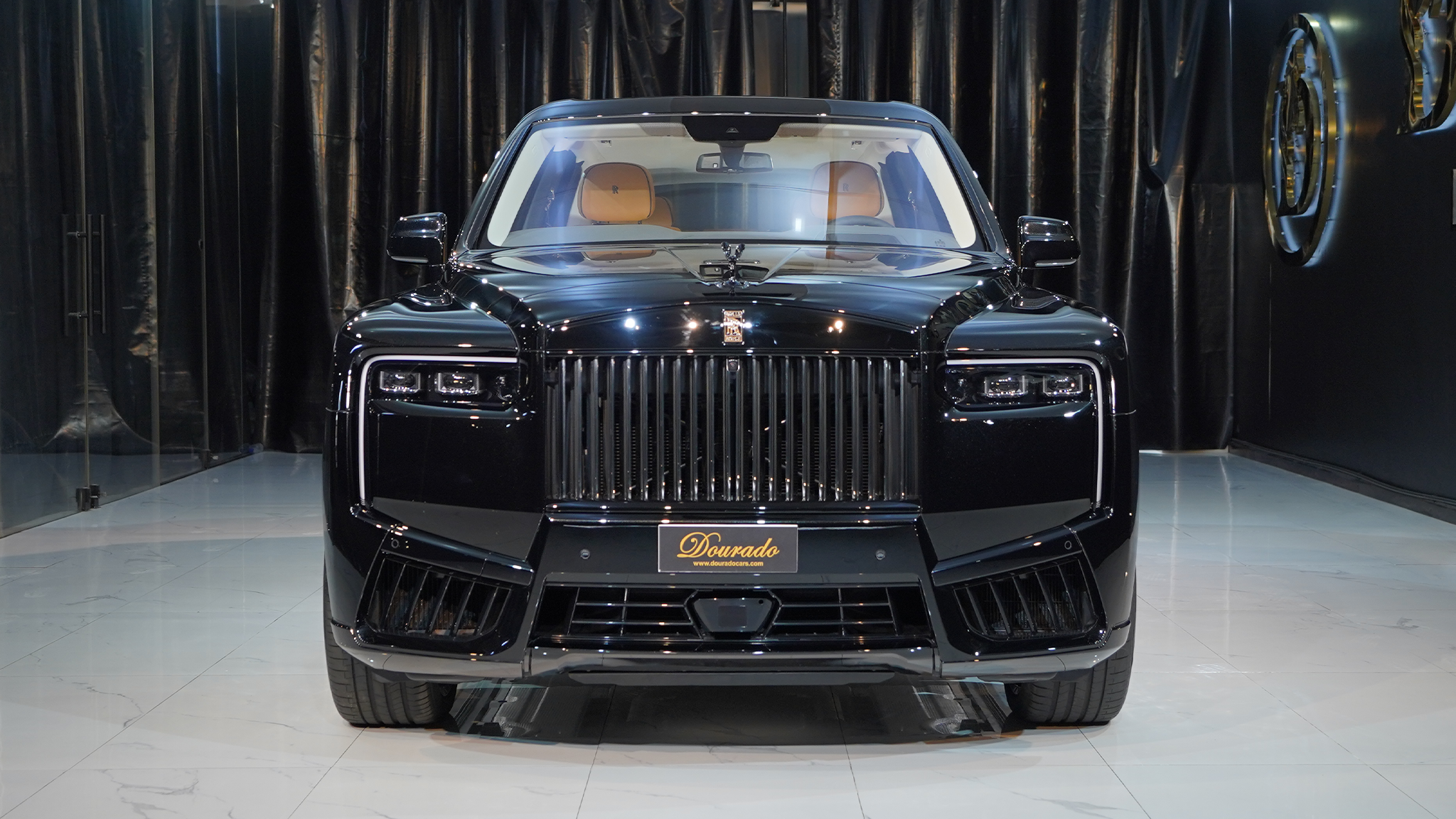 Rolls Royce Cullinan Specs A Masterpiece of Engineering UAE